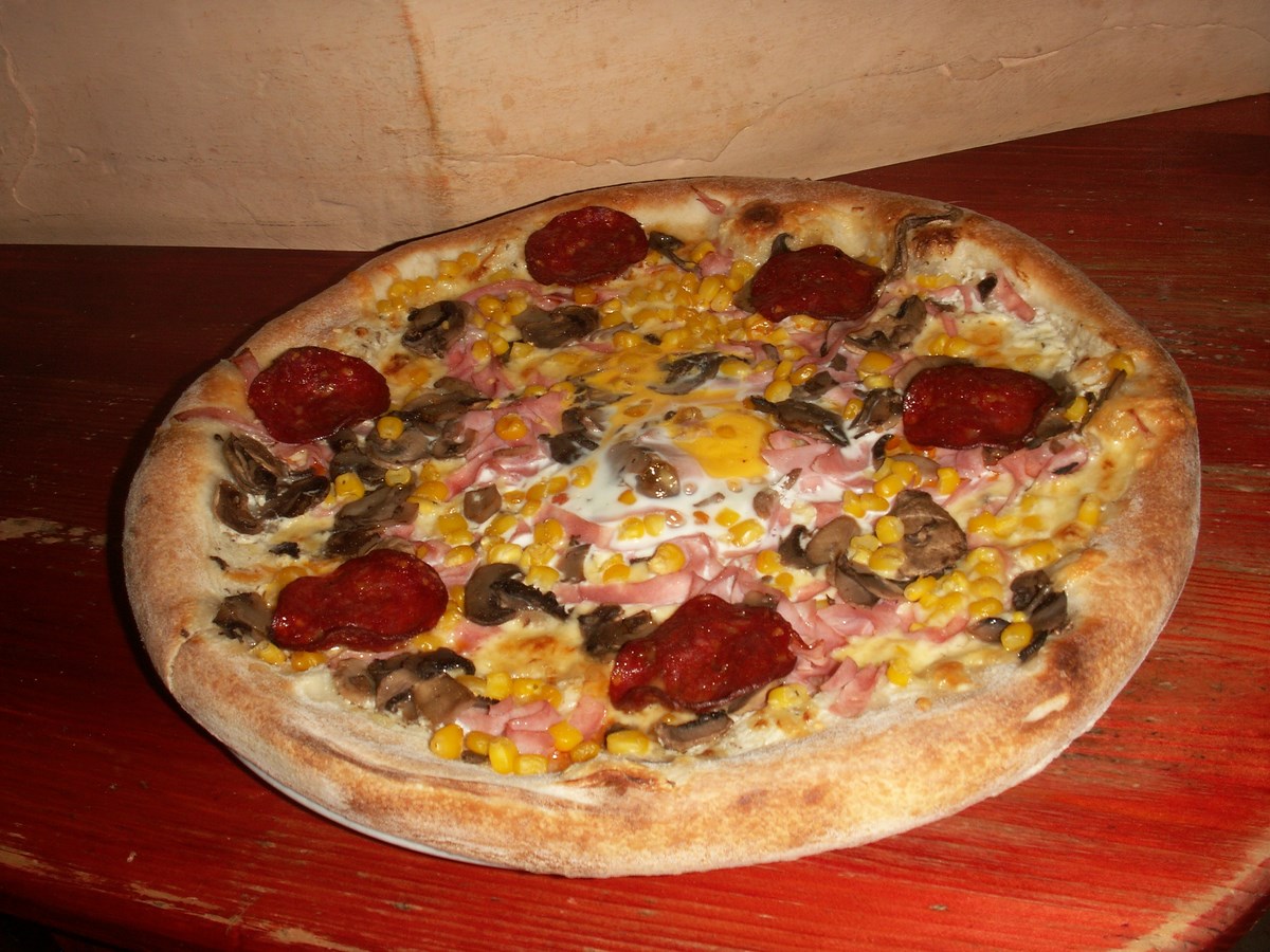 31 Szicília Pizza Padre Győr Első Fatüzelésű Kemencés Pizzériája